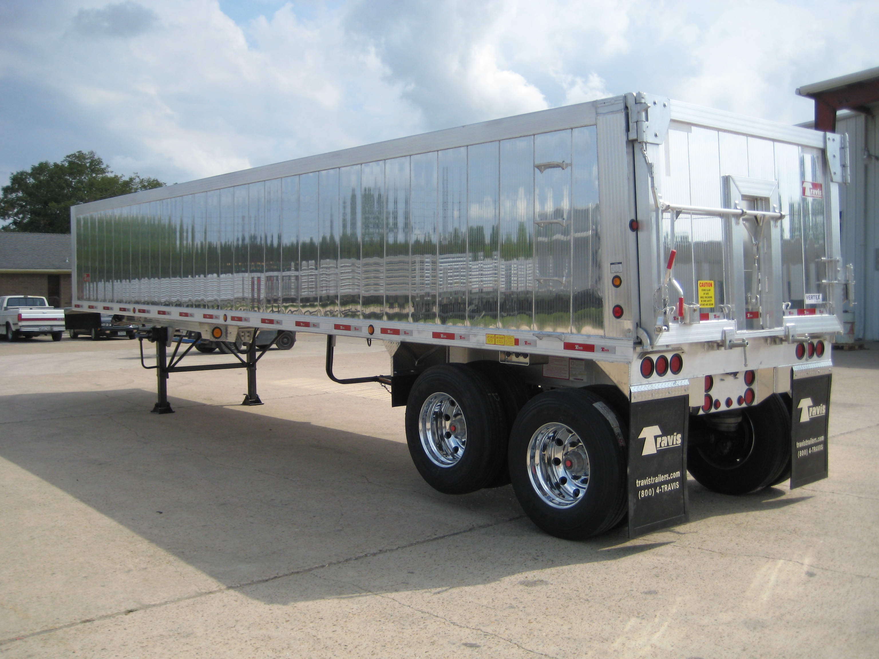 Transfer Trailers Vertex | Travis Trailers | Aluminum Trailers