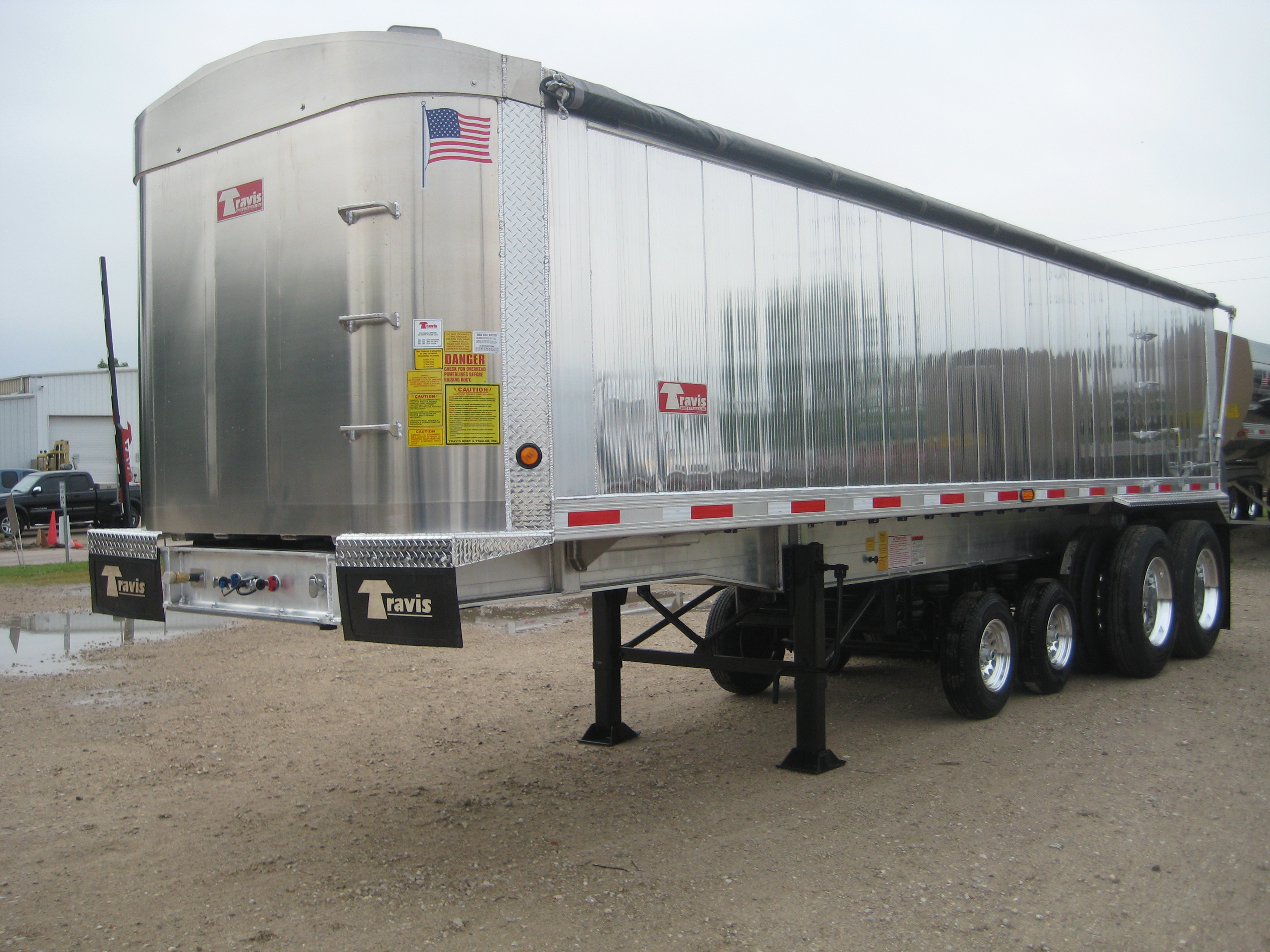 Transfer Trailers Vertex | Travis Trailers | Aluminum Trailers
