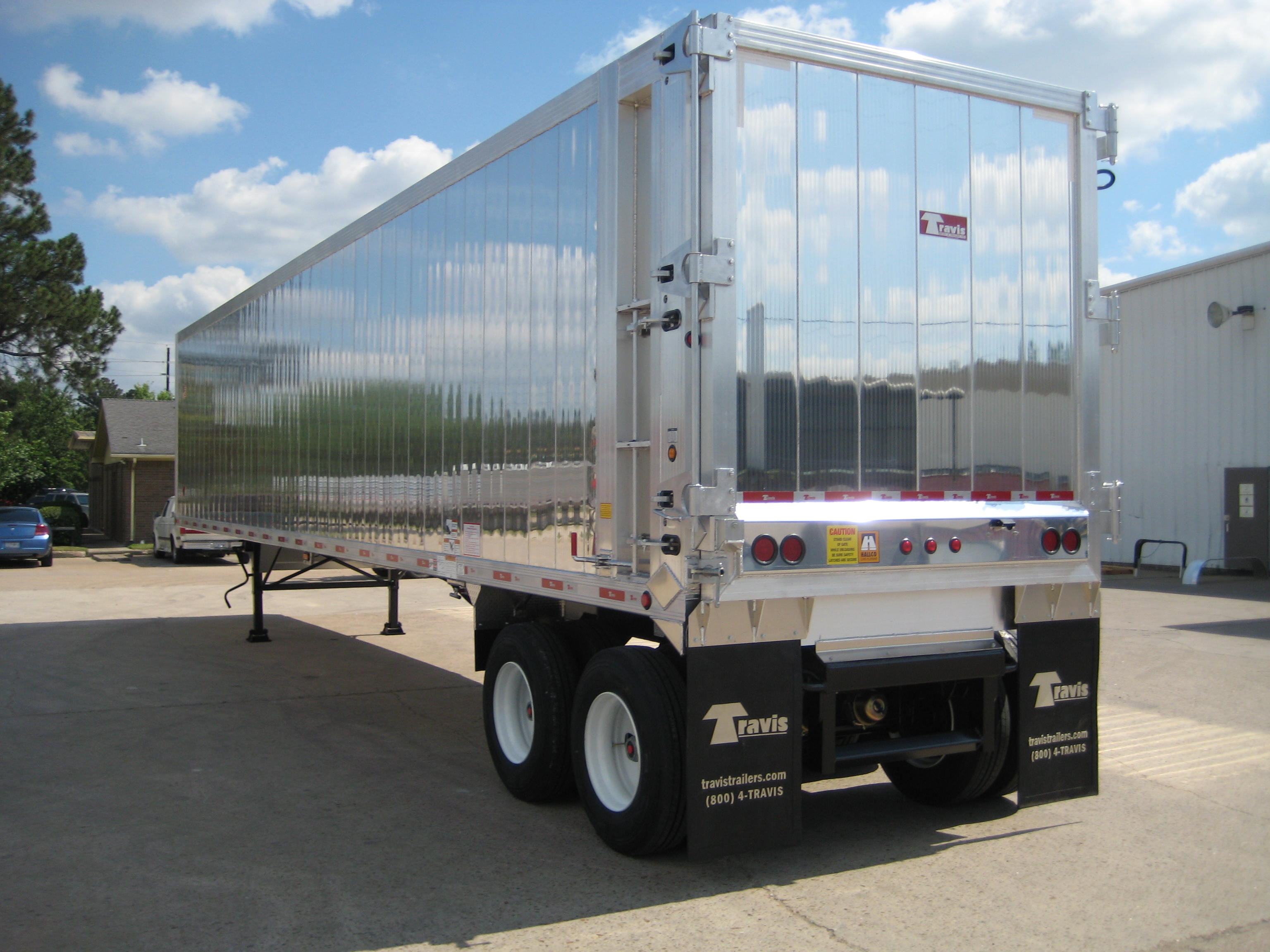 Transfer Trailers Vertex | Travis Trailers | Aluminum Trailers