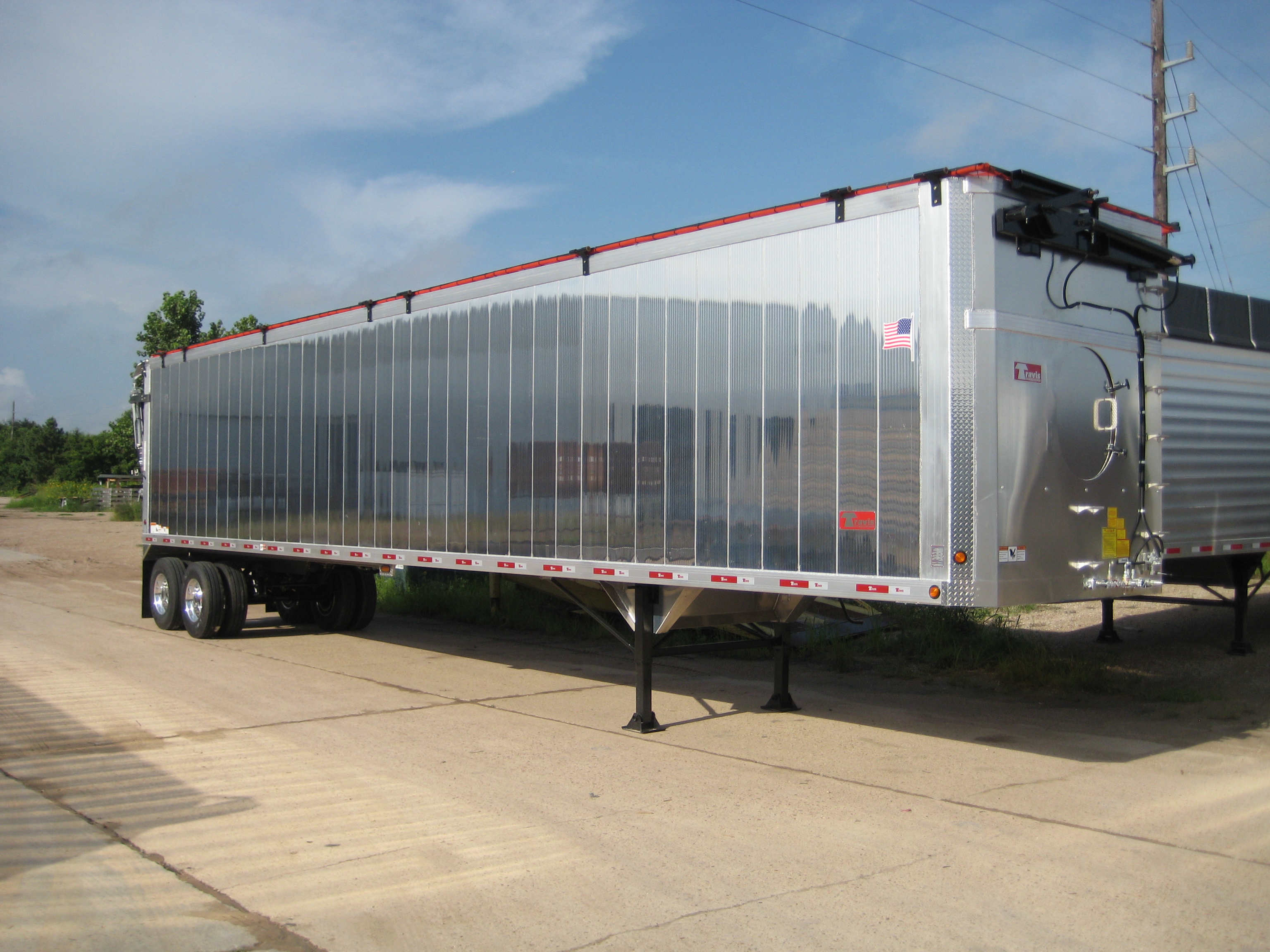 Transfer Trailers Vertex | Travis Trailers | Aluminum Trailers